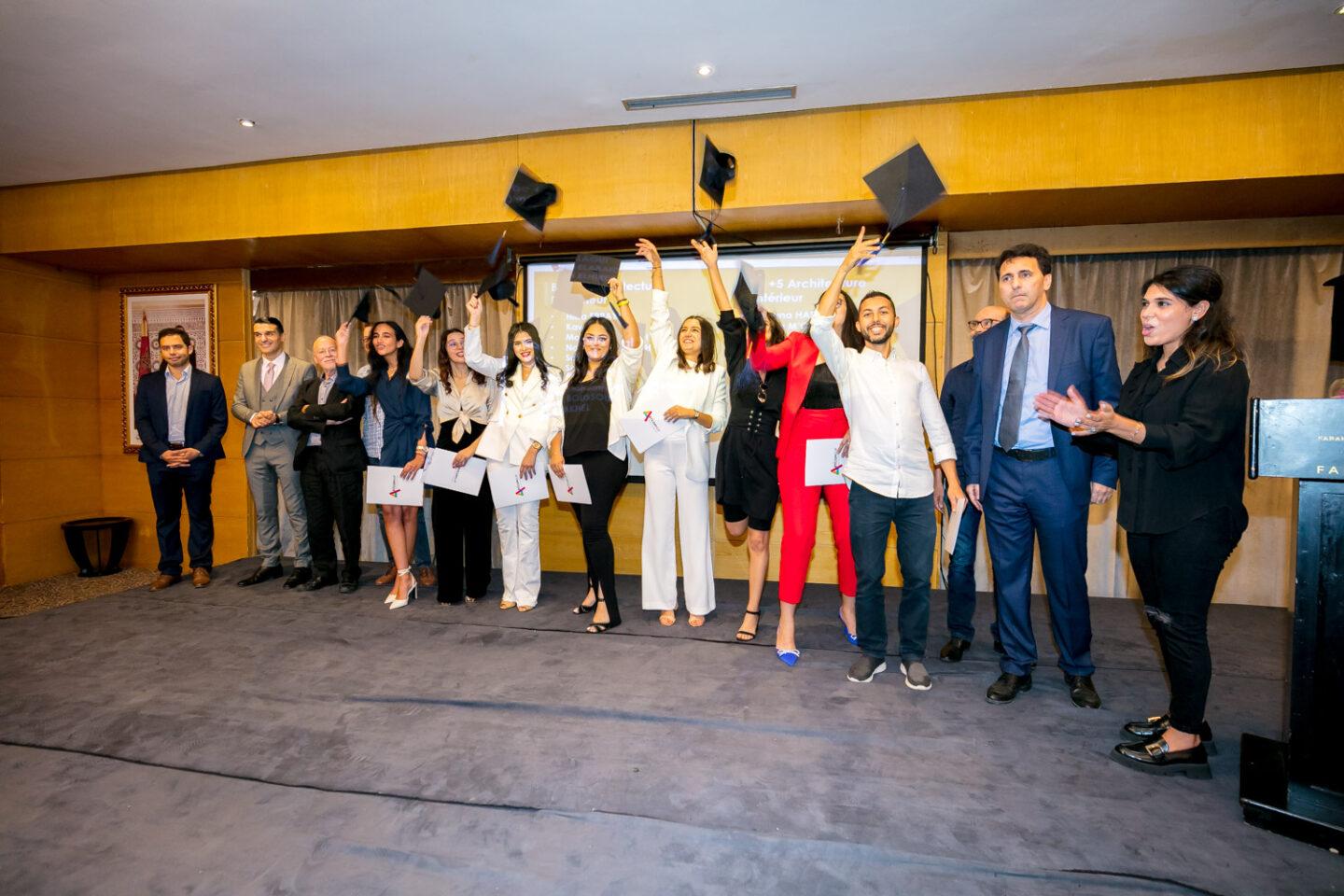 Retour en images sur la remise des diplômes ArtCom 2019, 2020 et 2021 | Art'Com Sup - École de ...